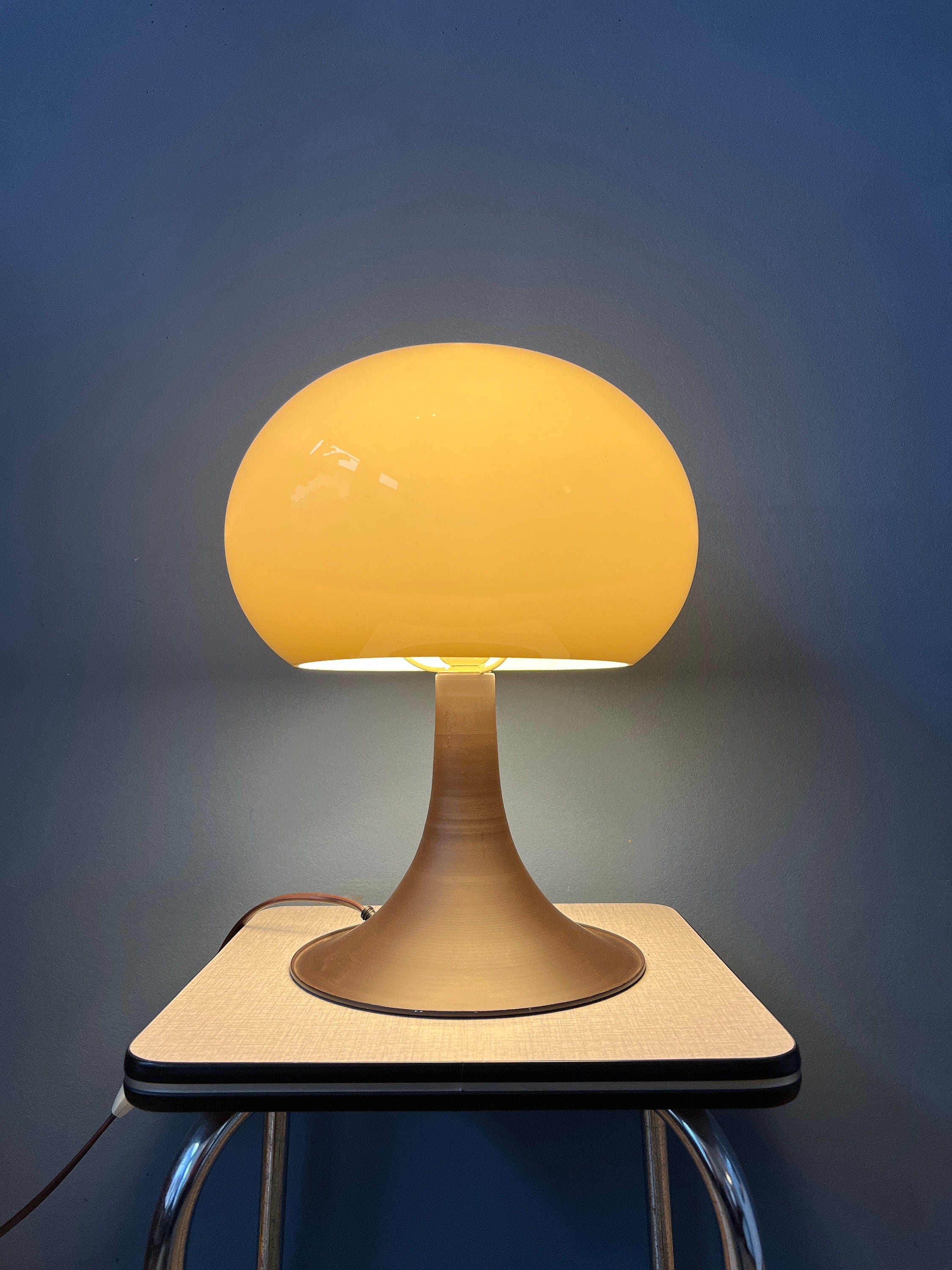 Dijkstra Space Age Mushroom Table Lamp – VintageChampignon