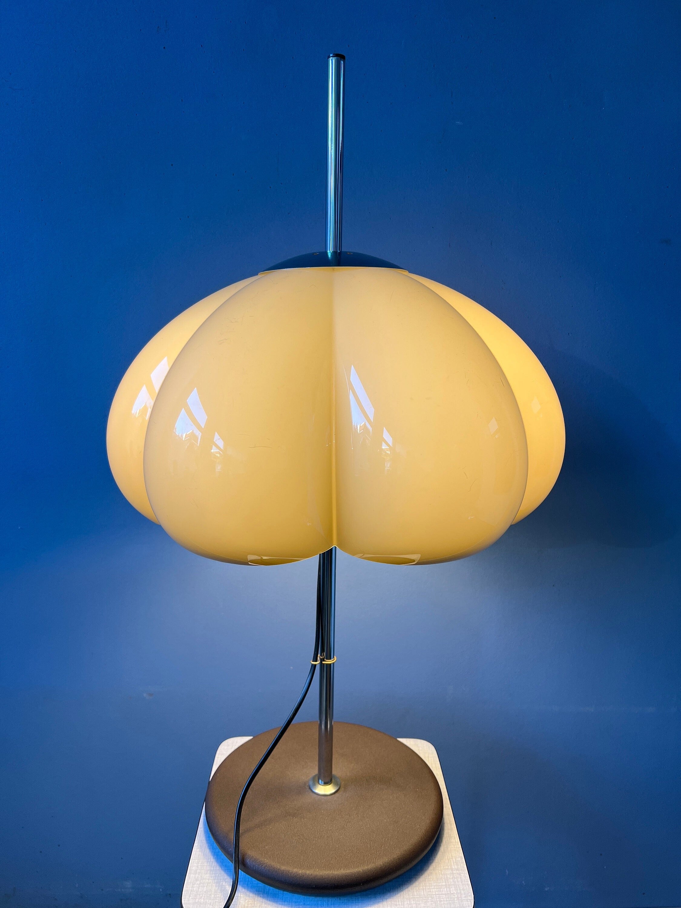 Vintage Dijkstra Space Age Flower Table Lamp | Mid Century Desk Light ...